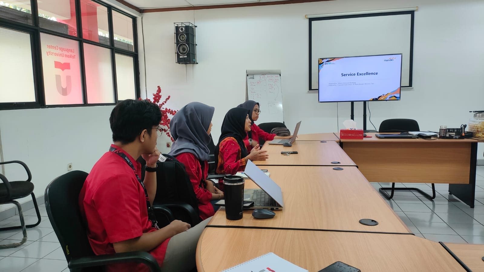 Pelatihan Customer Care ‘Service Excellence’ Bersama Bank Mandiri